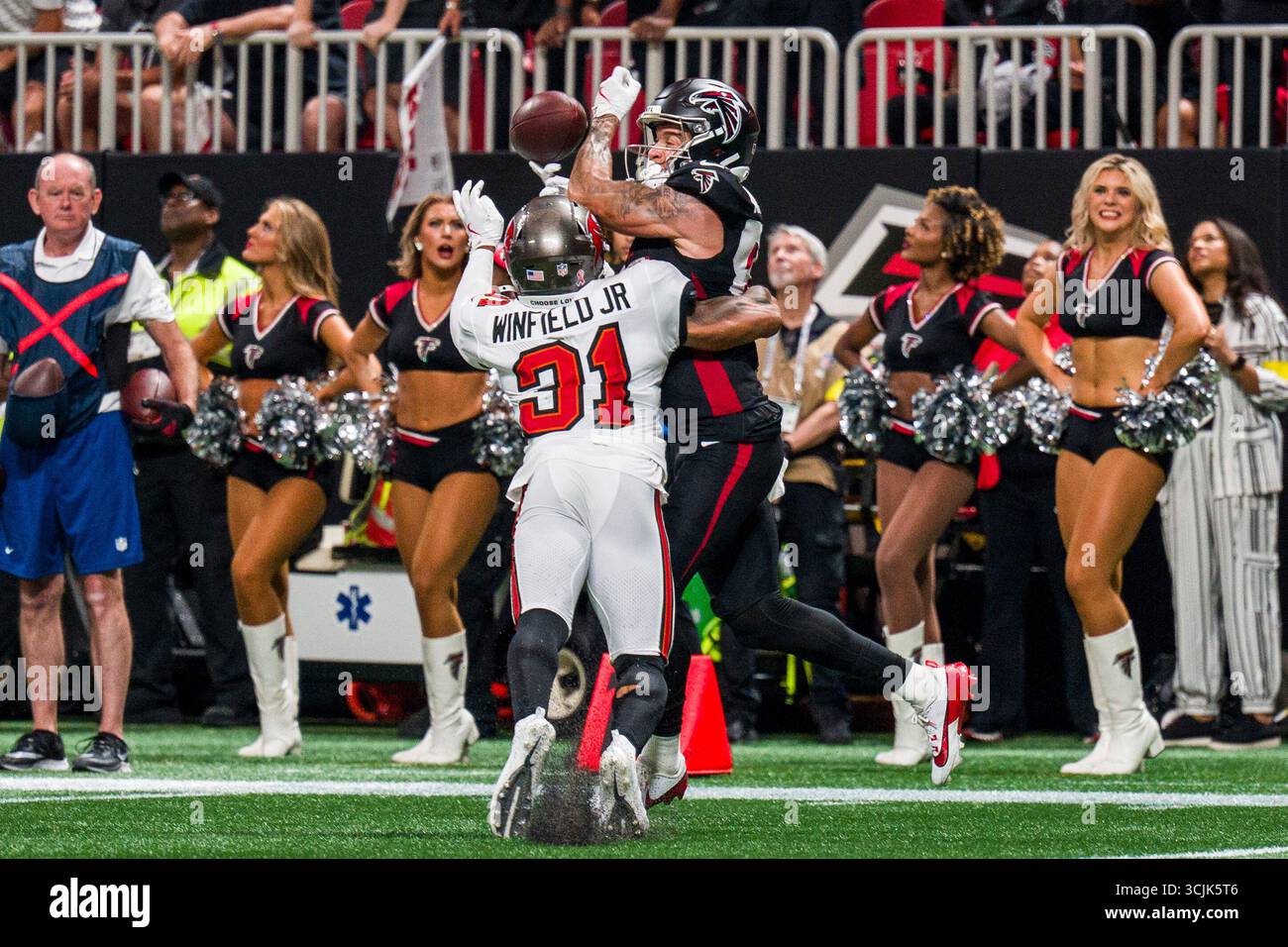 Tampa Bay Buccaneers safety Antoine Winfield Jr. (31) breaks up a pass intended for Atlanta ...