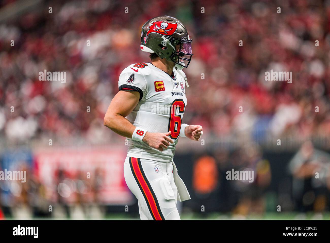 Tampa Bay Buccaneers quarterback Baker Mayfield (6) walks to the huddle ...