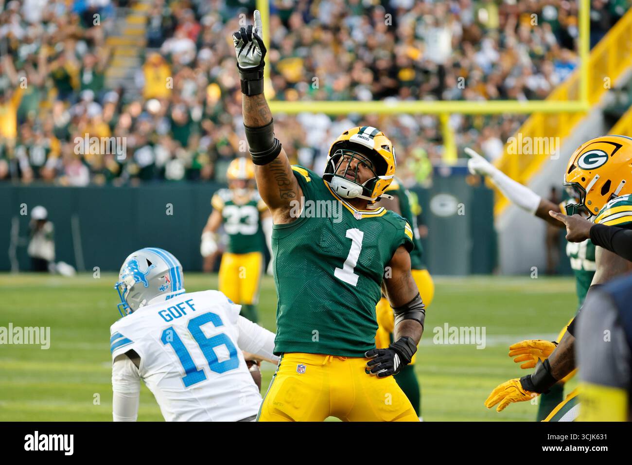 Green Bay Packers defensive end Micah Parsons (1) celebrates sacking ...