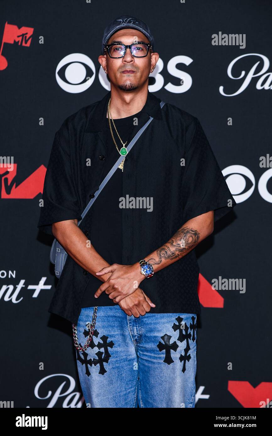 Silent Addy walking on the red carpet at the 2025 MTV Video Music ...