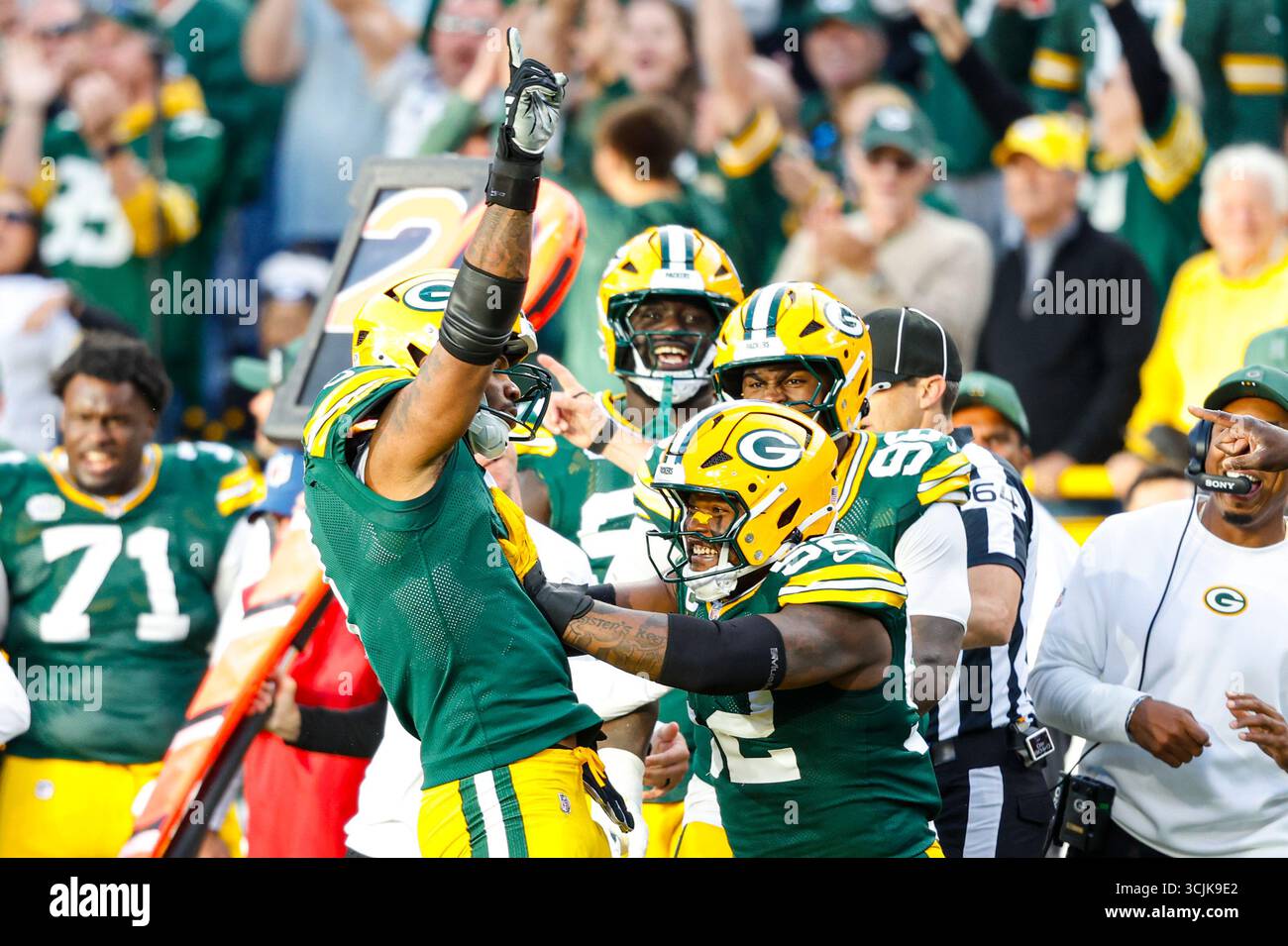 Green Bay Packers defensive end Micah Parsons (1) celebrates his sack ...