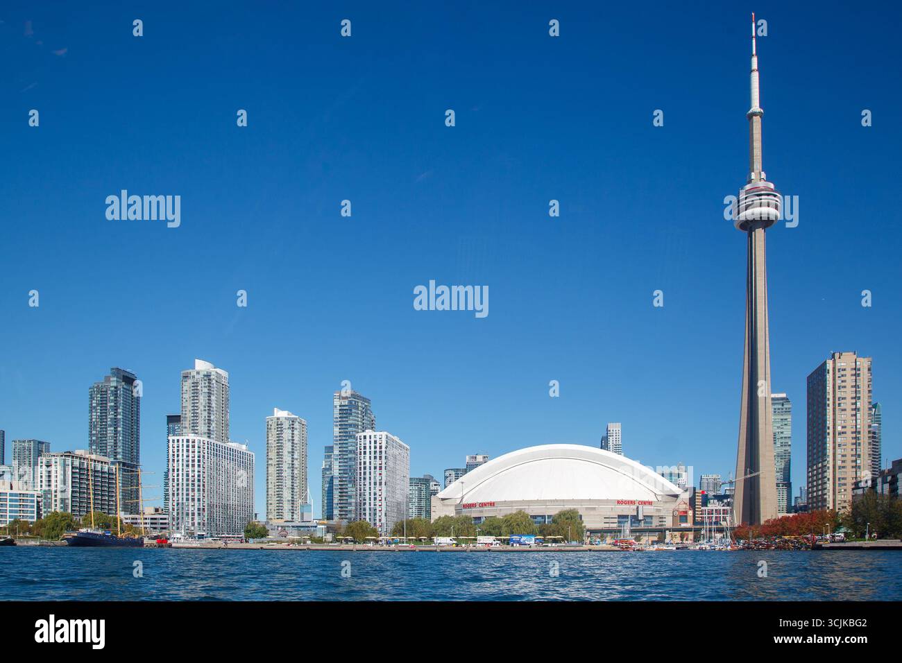 The Rogers Centre Hockey stadium, the CN Tower Toronto skyscraper high ...