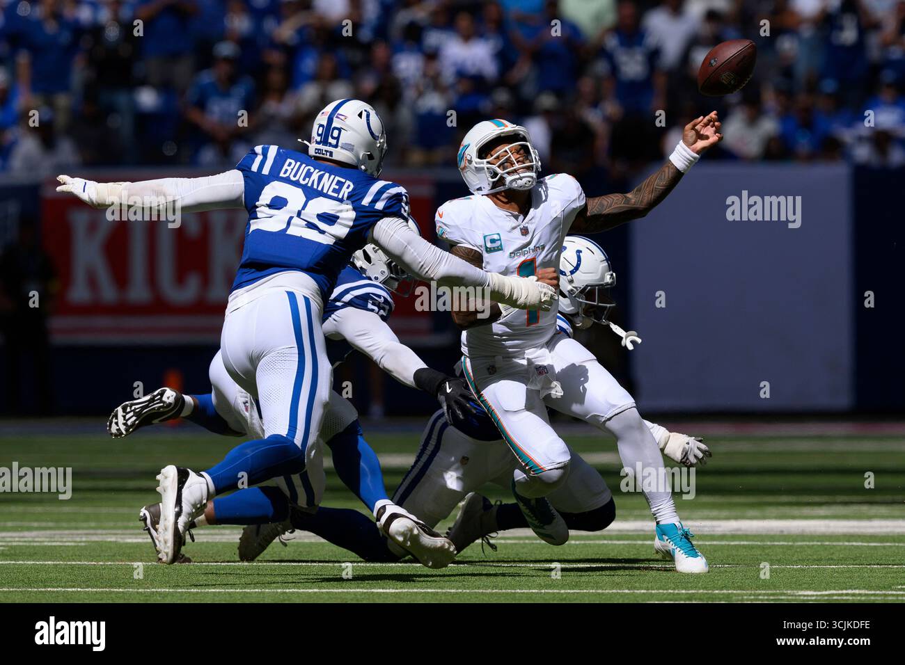 Miami Dolphins quarterback Tua Tagovailoa (1) throws downfield as ...