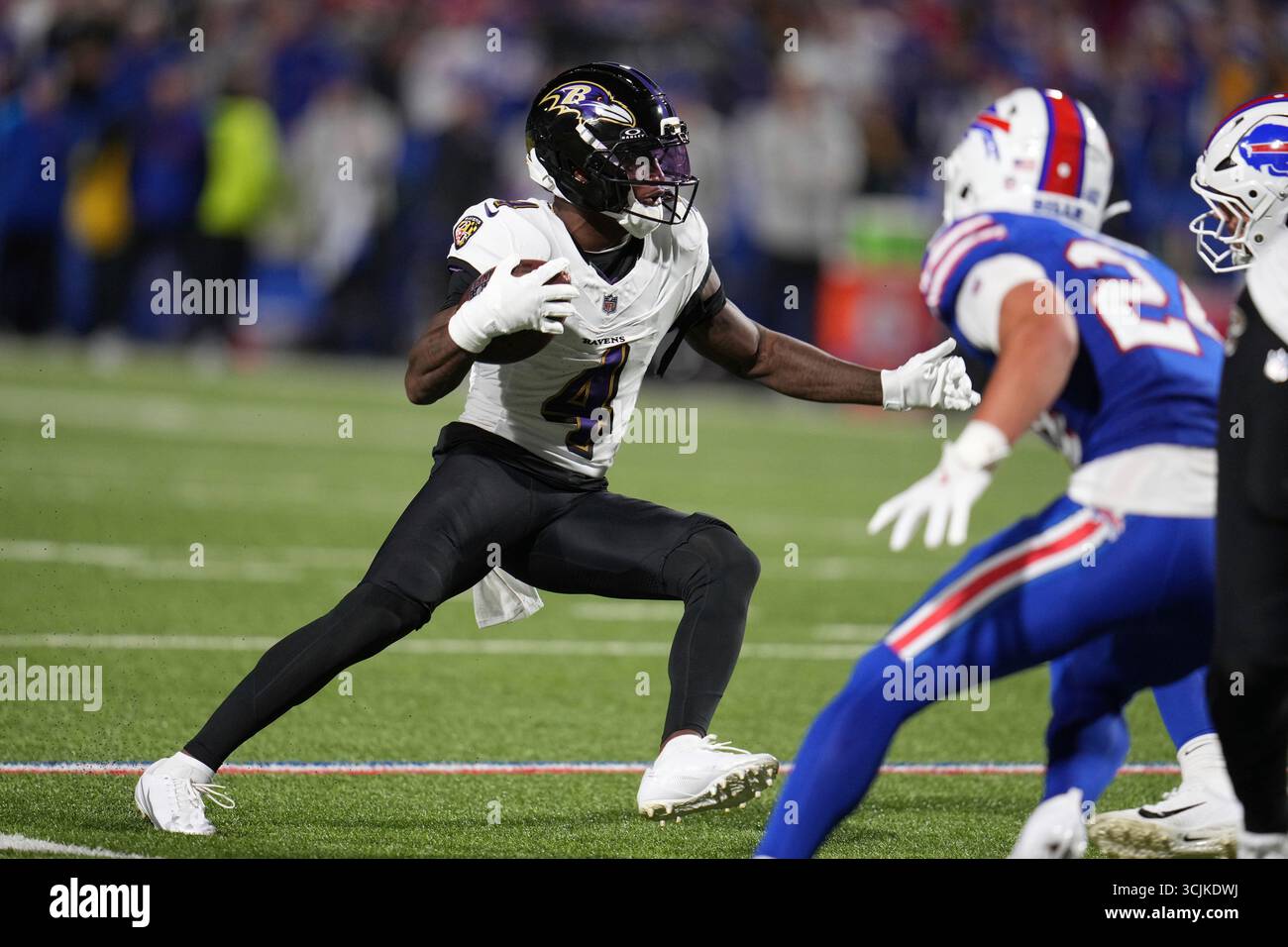 Baltimore Ravens wide receiver Zay Flowers (4) runs against the Buffalo ...