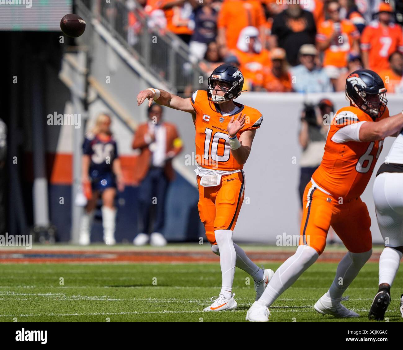 September 7, 2025: Denver Broncos quarterback Bo Nix (10) throws a pass ...