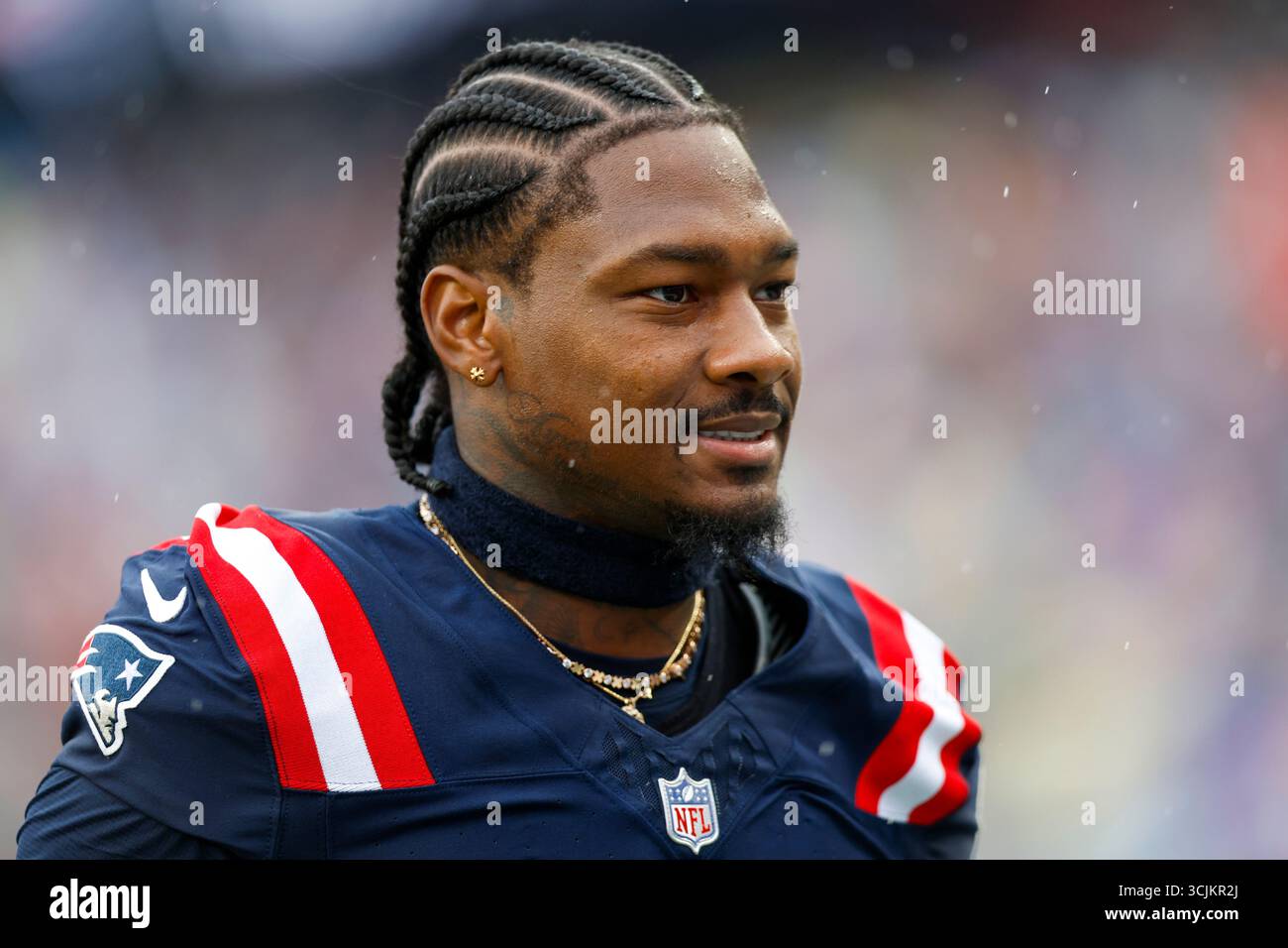 New England Patriots wide receiver Stefon Diggs (8) reacts before the ...