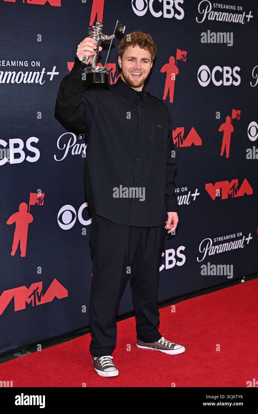 Alex Warren, winner of the award for best new artist, poses in the ...