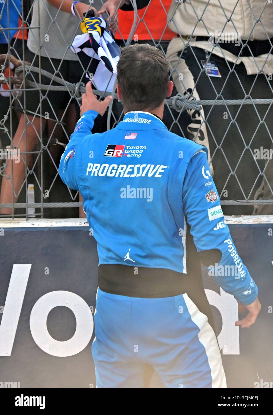 MADISON, IL - SEPTEMBER 07: Denny Hamlin (#11 Joe Gibbs Racing ...