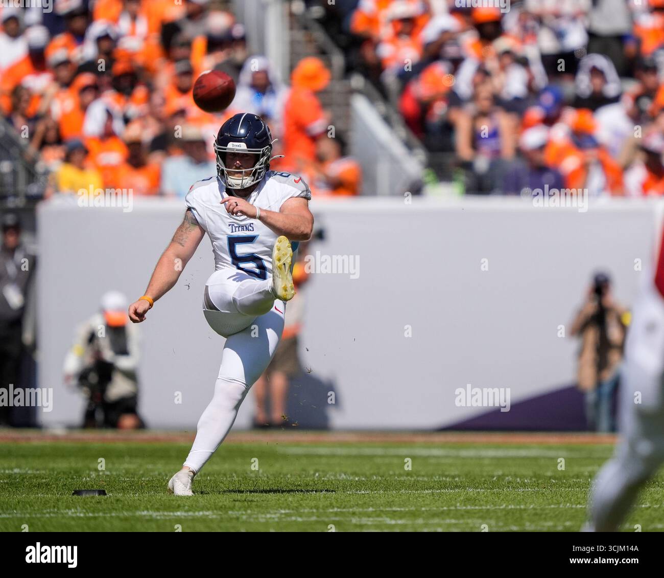 September 7, 2025: Tennessee Titans place kicker Joey Slye (6) kicks ...