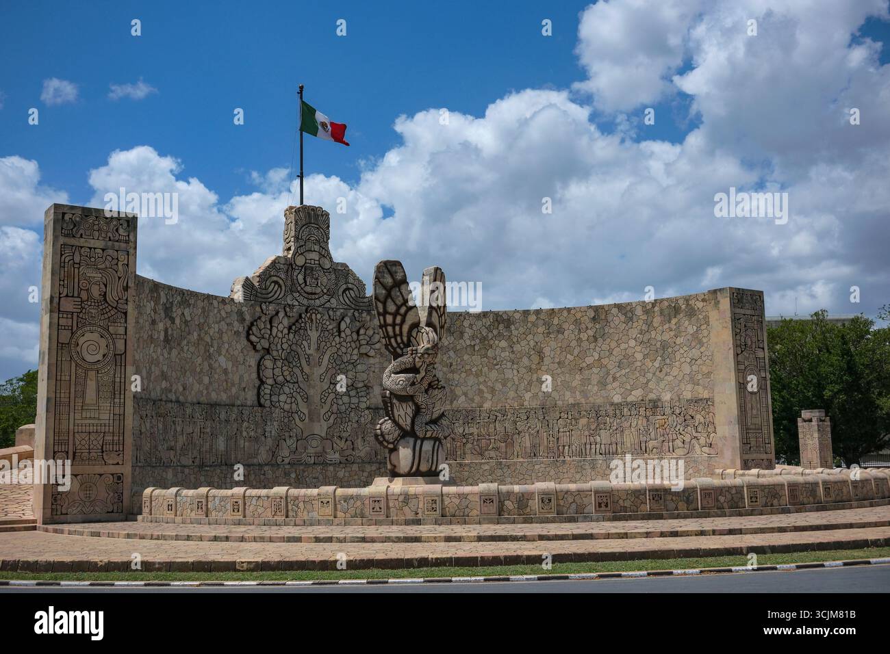 Merida, Mexico - April 20, 2025: Monument to the Fatherland in Mérida ...