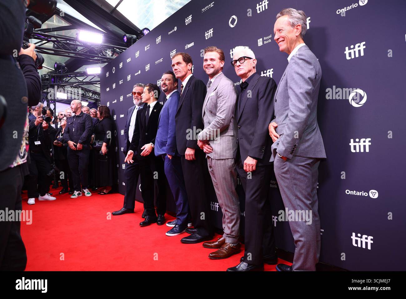 Russell Crowe, Rami Malek, James Vanderbilt, Michael Shannon, Leo ...