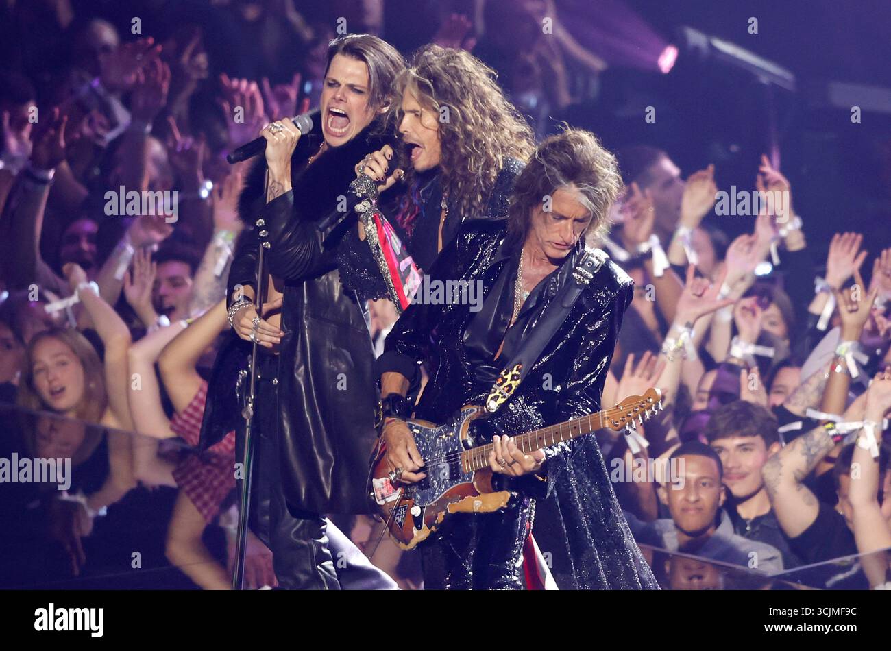 YUNGBLUD, Steven Tyler and Joe Perry perform at the 2025 MTV Video ...