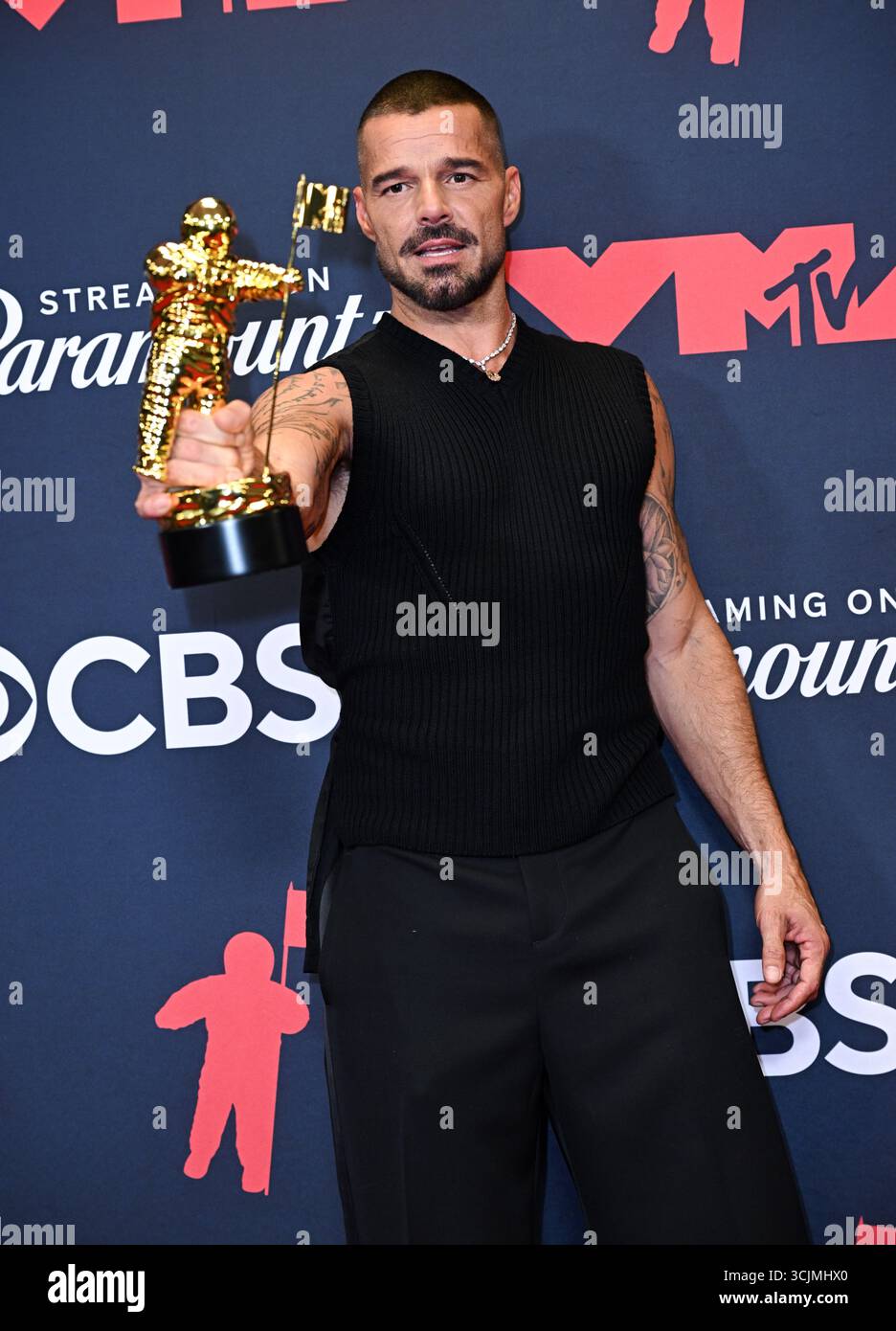New York, USA. September 7th, 2025. Ricky Martin backstage at the MTV ...