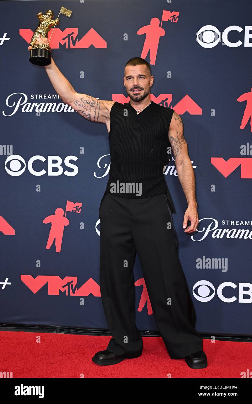 New York, USA. September 7th, 2025. Ricky Martin backstage at the MTV ...