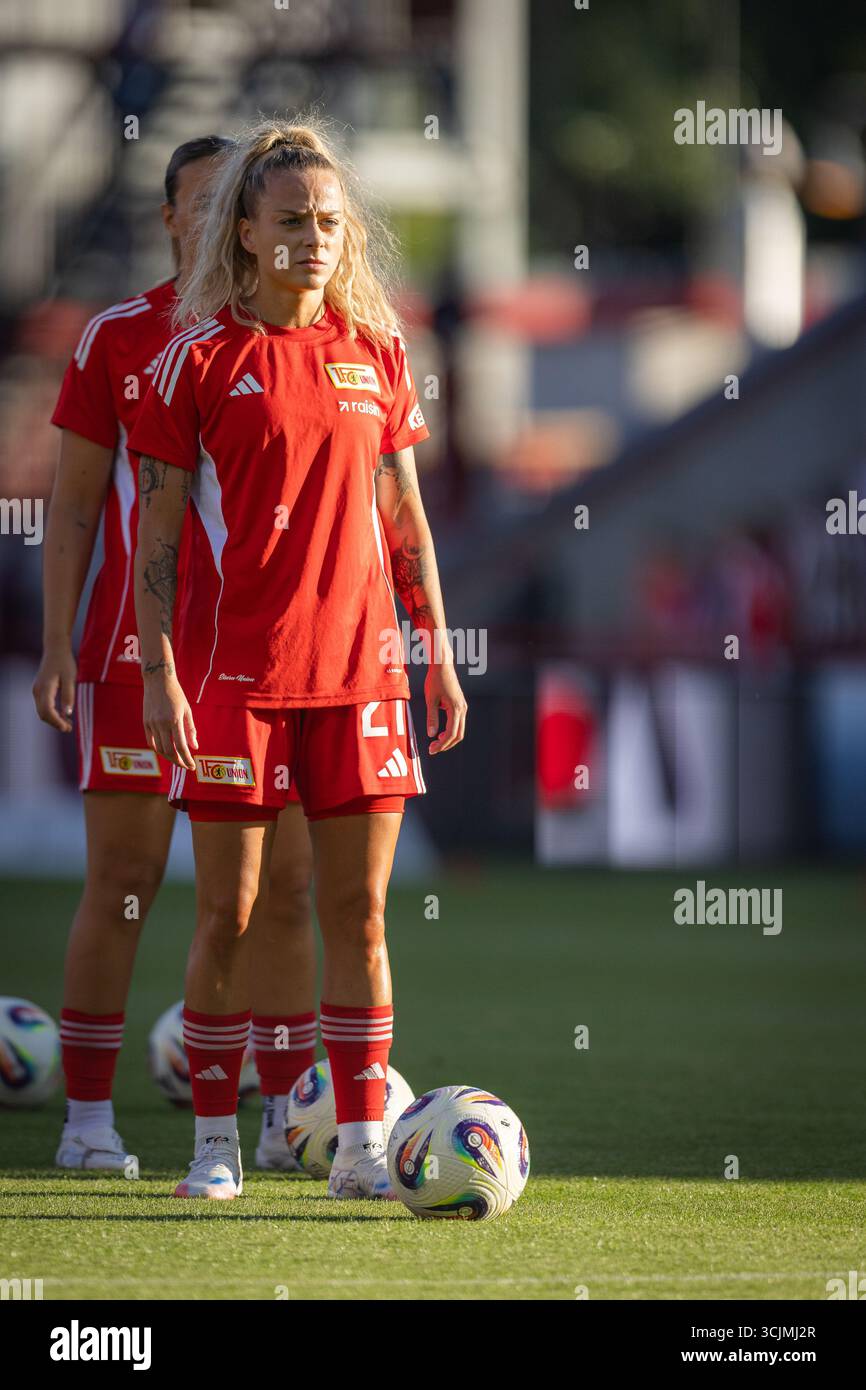 Berlin, Germany. 07th, September 2025. Jenny Hipp (27) of Union Berlin ...
