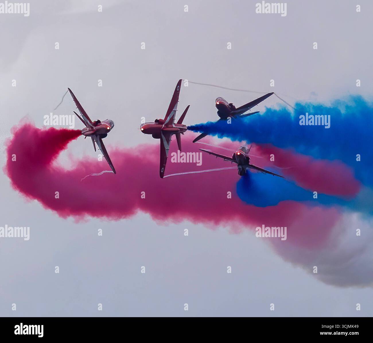 International Ayr Show, Ayr, 6th September 2025. The Red Arrows ...