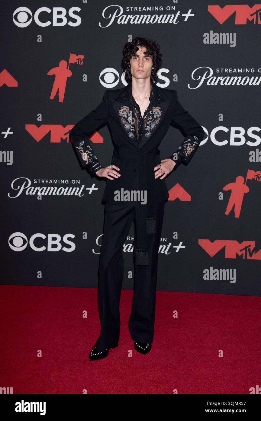 Shane Michael Boose / Sombr bei der Verleihung der MTV Video Music ...