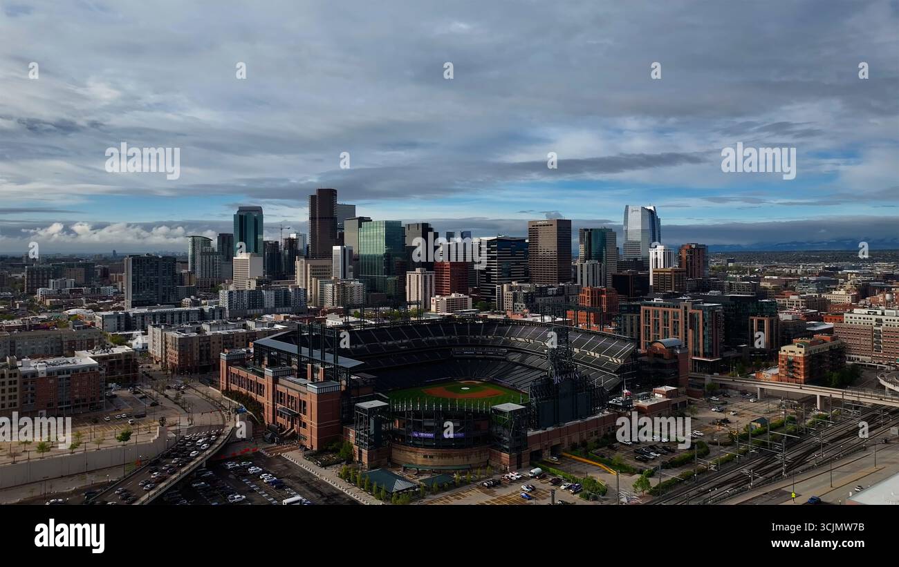 Aerial view expansive stadium hi-res stock photography and images - Alamy