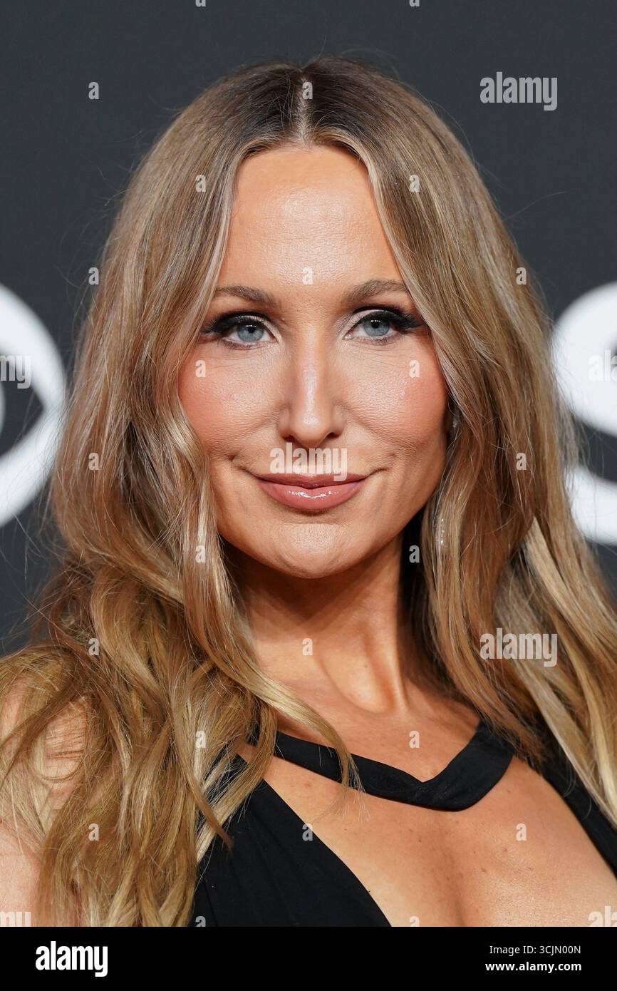 Nikki Glaser at arrivals for 2025 MTV Video Music Awards - Arrivals 3 ...