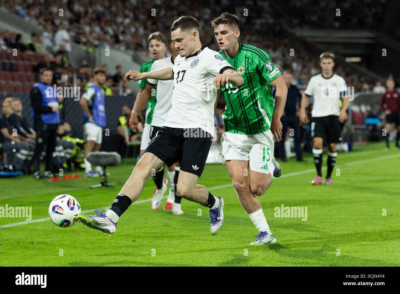 Florian Wirtz (Deutschland, 17), Justin Devenny (Nordirland, 15) am 6 ...