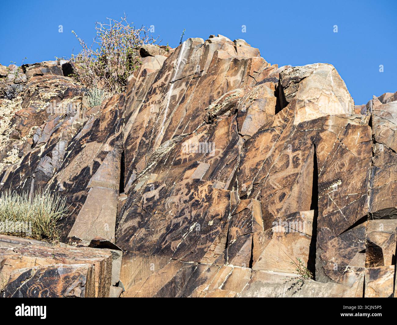 Tamgaly tas petroglyphs hi-res stock photography and images - Alamy