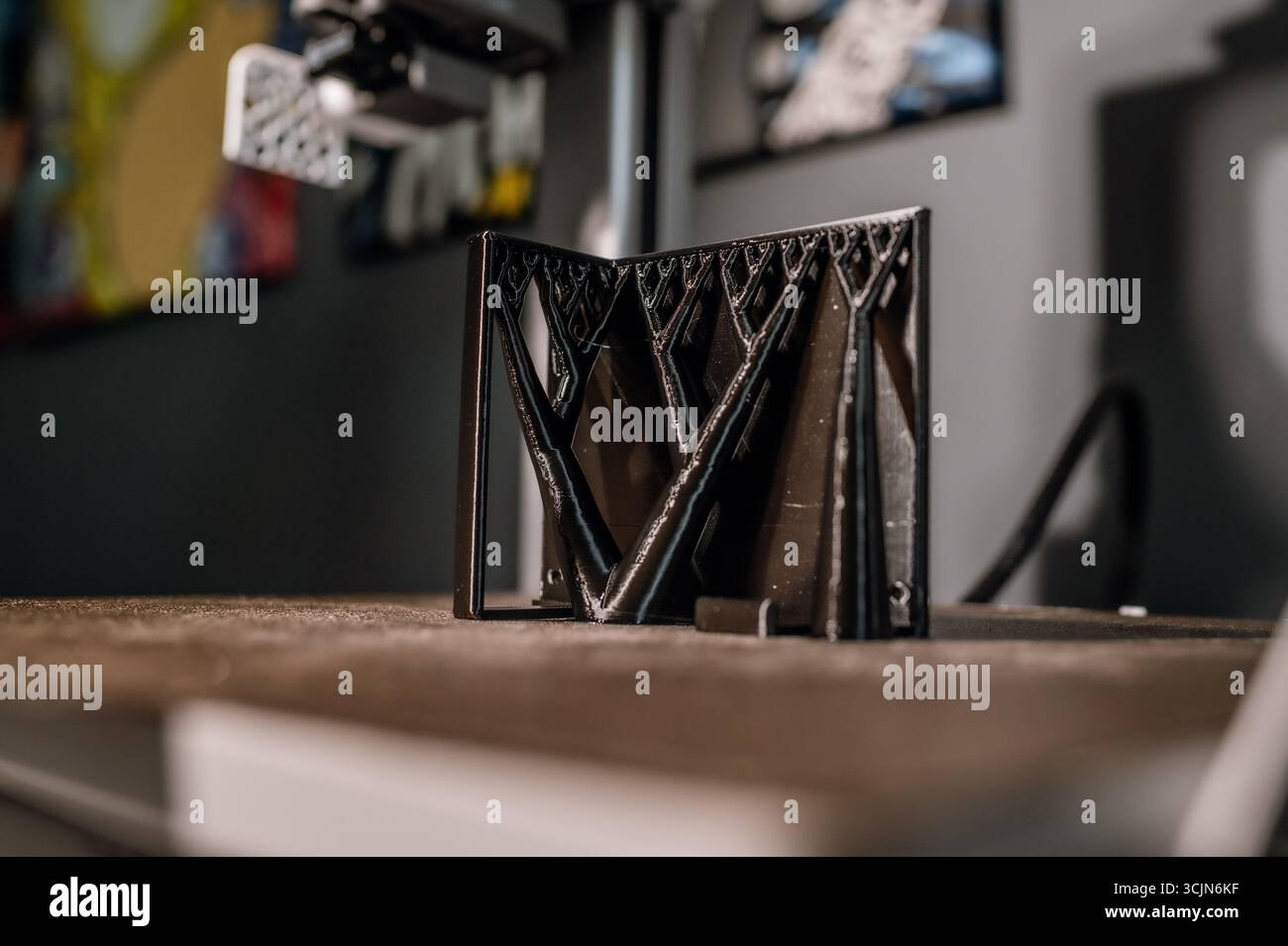 Red model printed 3d printer hi-res stock photography and images - Alamy