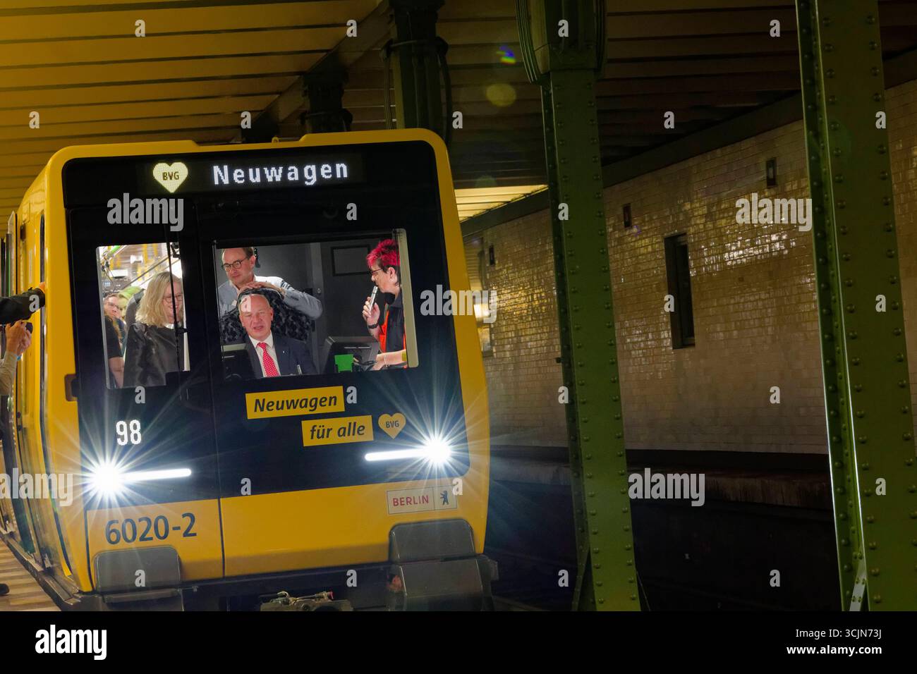 Premierenfahrt Berliner U-Bahn Reihe JK 2025-09-08 Deutschland, Berlin ...
