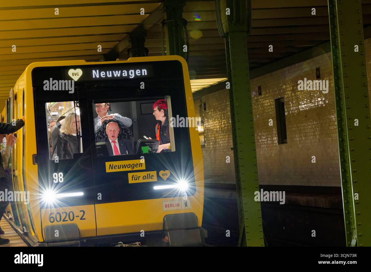 Premierenfahrt Berliner U-Bahn Reihe JK 2025-09-08 Deutschland, Berlin ...