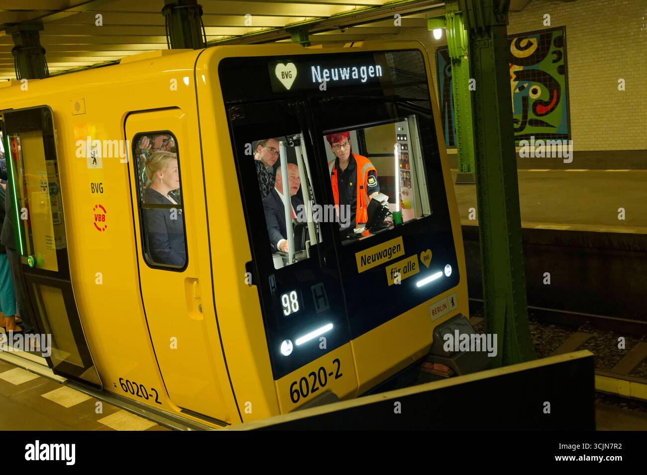 Premierenfahrt Berliner U-Bahn Reihe JK 2025-09-08 Deutschland, Berlin ...