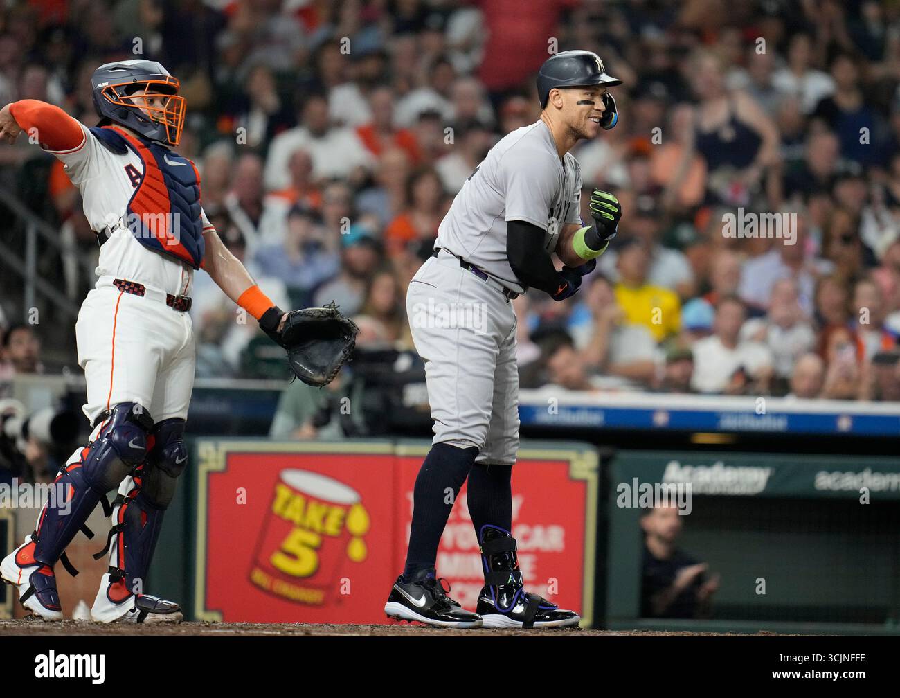 New York Yankees' Aaron Judge (99) reacts as he was walked by Houston ...
