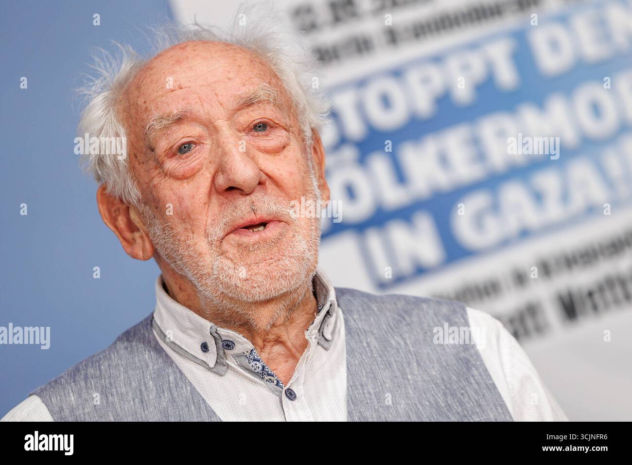 BPK zur Vorstellung des Verfassungsschutzberichtes Pressekonferenz mit ...