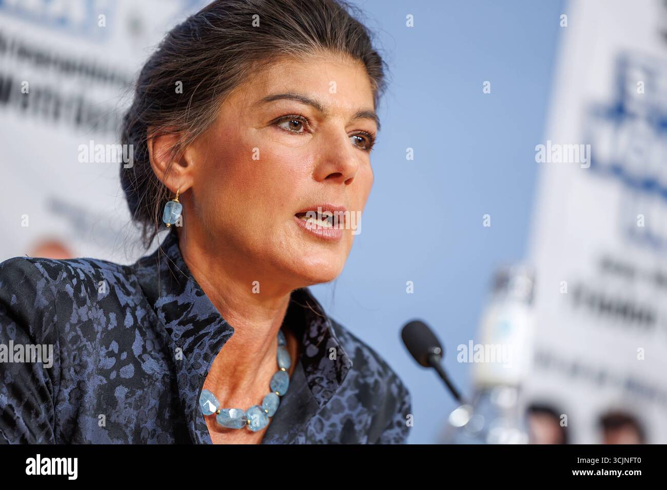 BPK zur Vorstellung des Verfassungsschutzberichtes Pressekonferenz mit ...