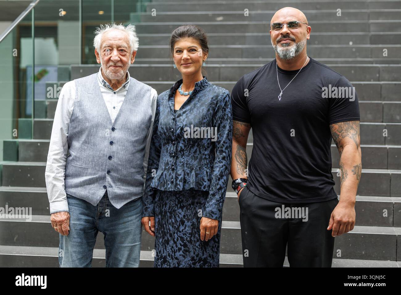 BPK zur Vorstellung des Verfassungsschutzberichtes Pressekonferenz mit ...