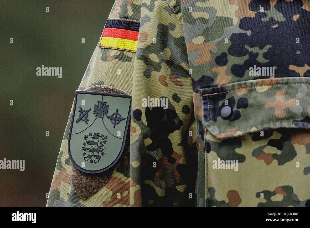 Coat of arms of a Bundeswehr unit from Thuringia, photographed at the temporarily erected Convoy ...