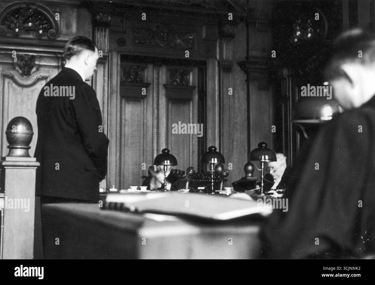 Adolf hitler in nazi uniform hi-res stock photography and images - Alamy