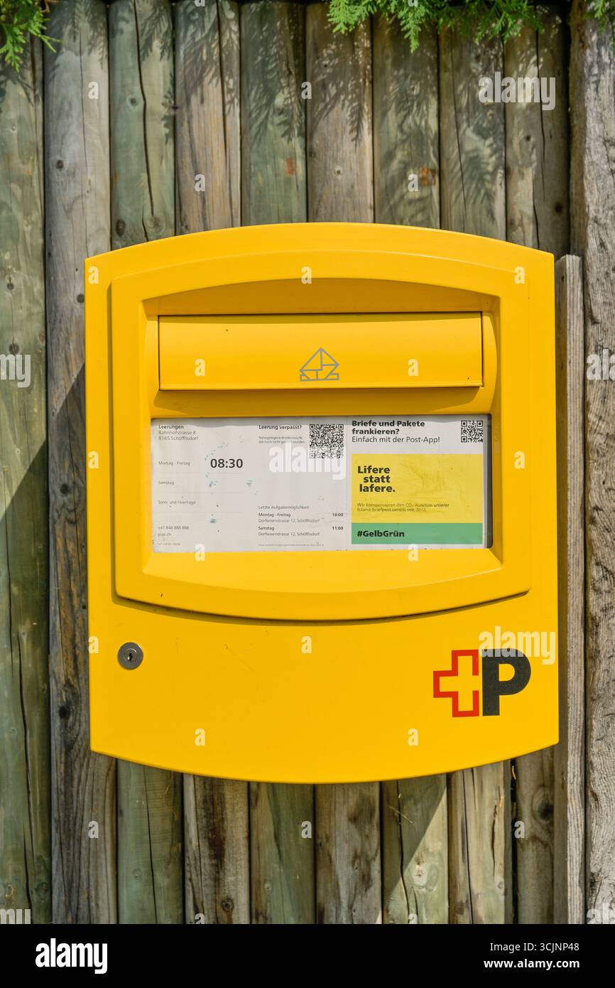 Briefkasten, Schweizer Post *** Letterbox, Swiss Post Stock Photo - Alamy