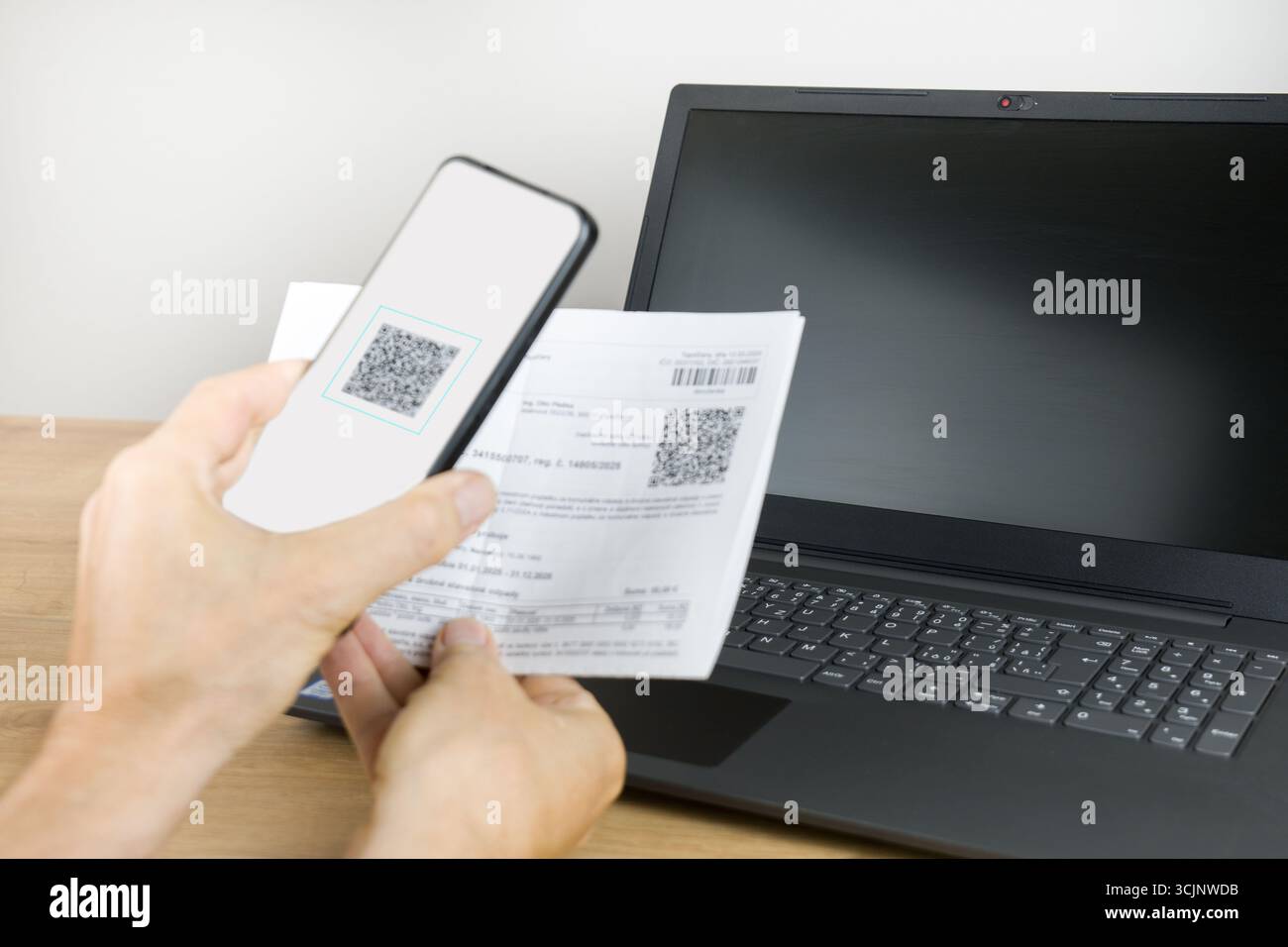 Scan code to pay your bill hi-res stock photography and images - Alamy