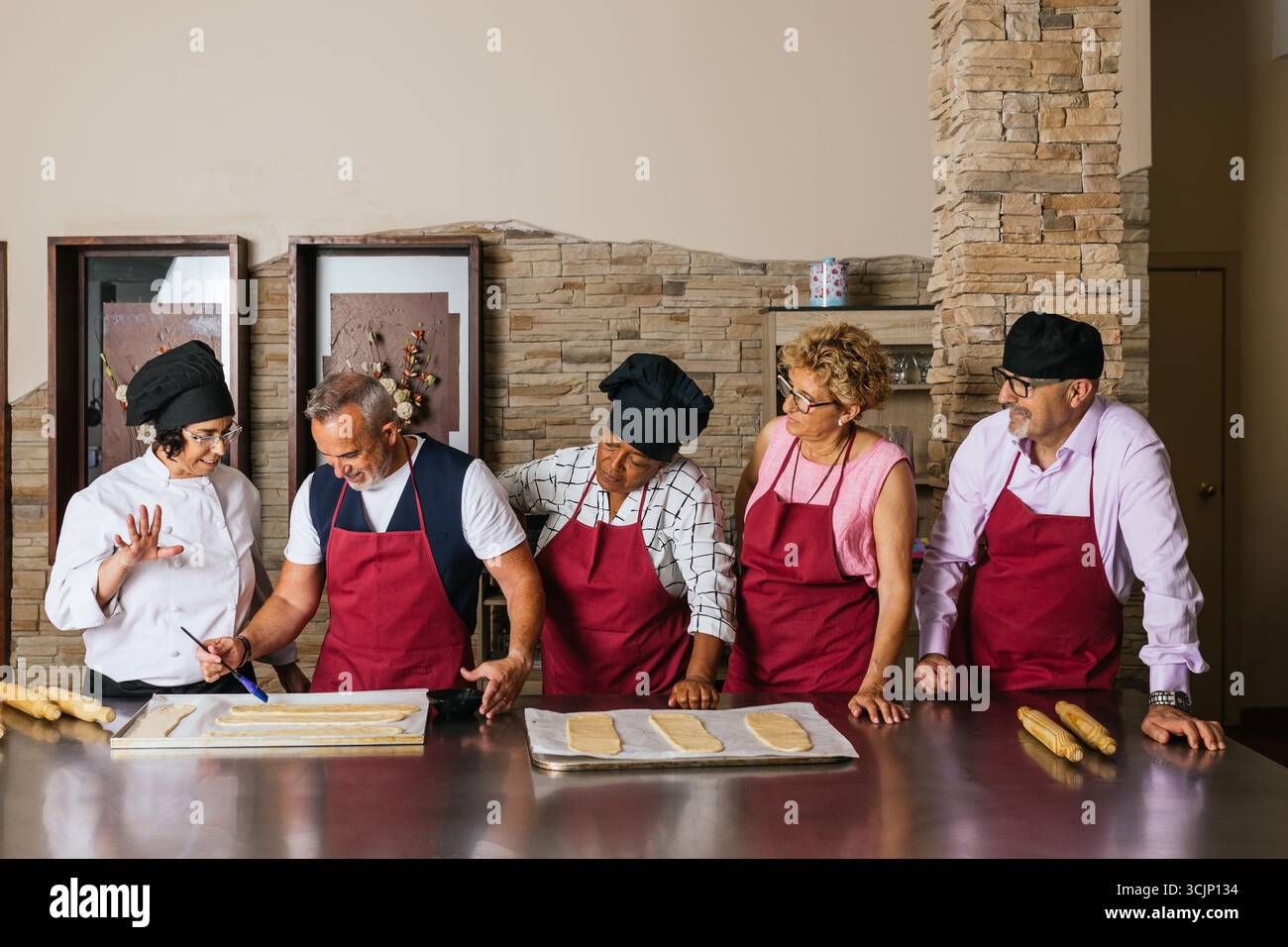 Chefs techniques hi-res stock photography and images - Alamy