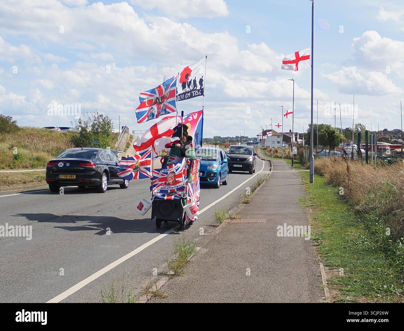 Sheerness, Kent, UK. 8th Sep, 2025. 80-year-old English eccentric Tim ...