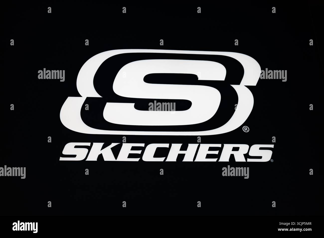 Skechers shoe store london hi-res stock photography and images - Alamy
