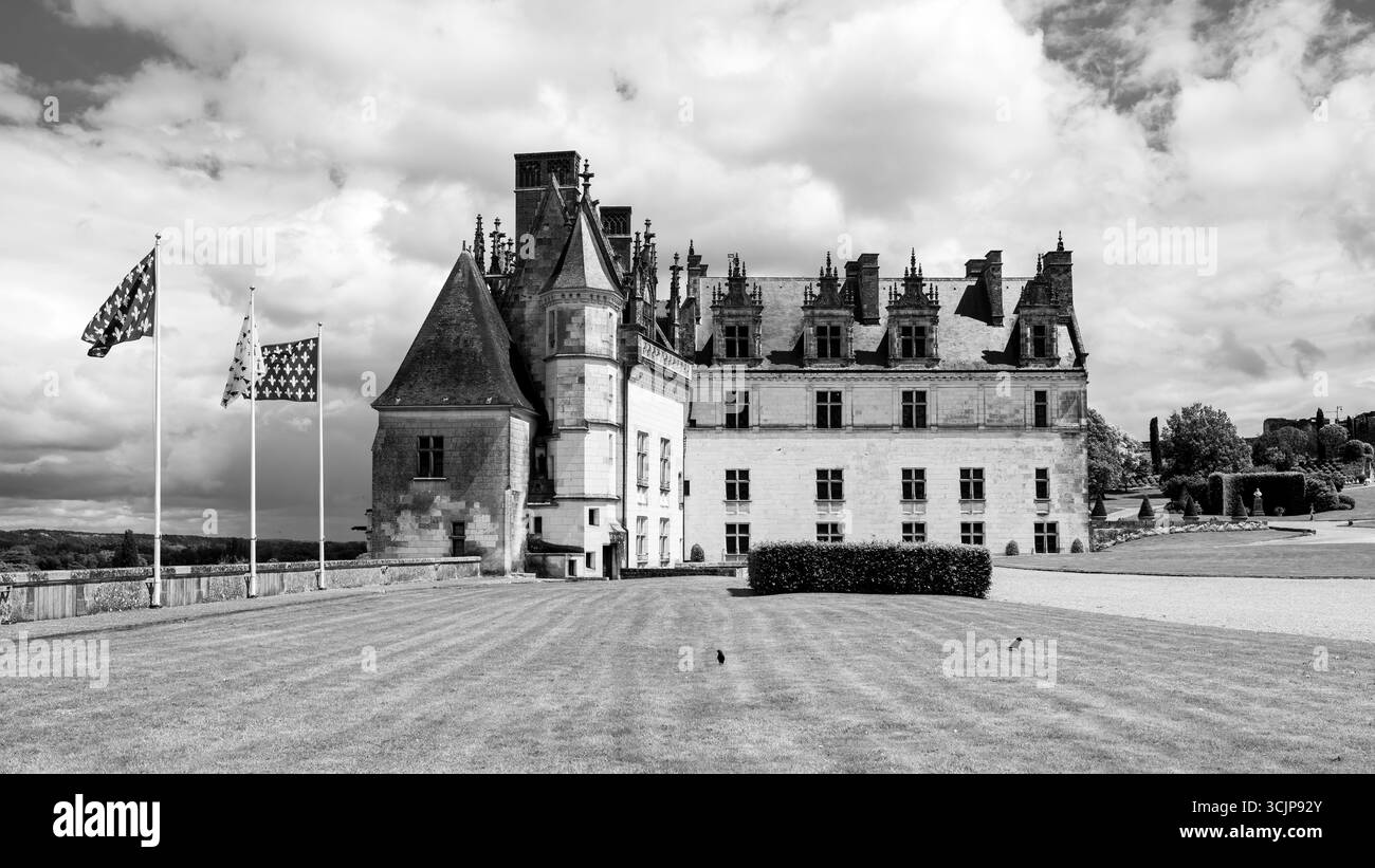 Black castle design hi-res stock photography and images - Alamy