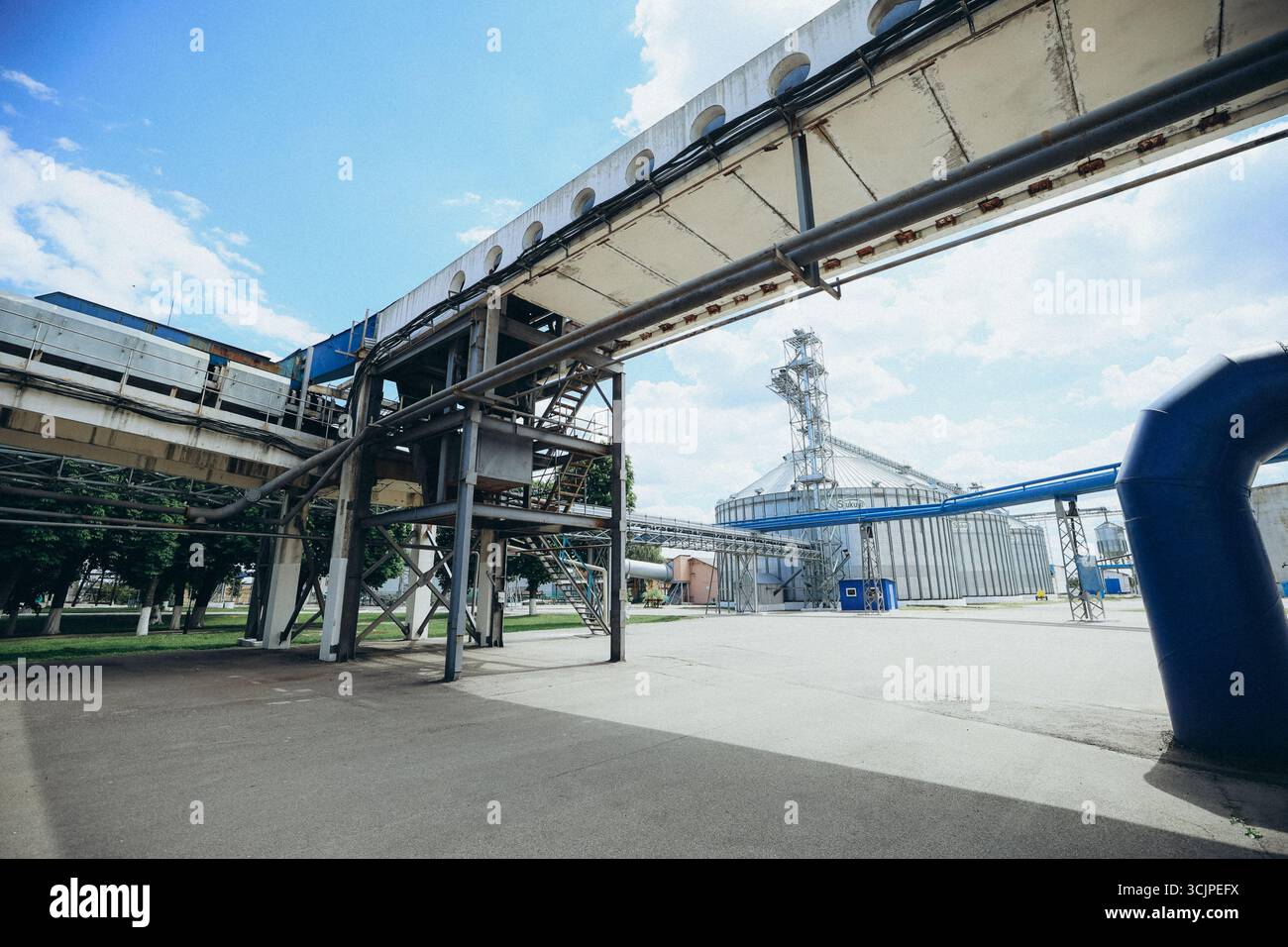 Ammonia converter hi-res stock photography and images - Alamy