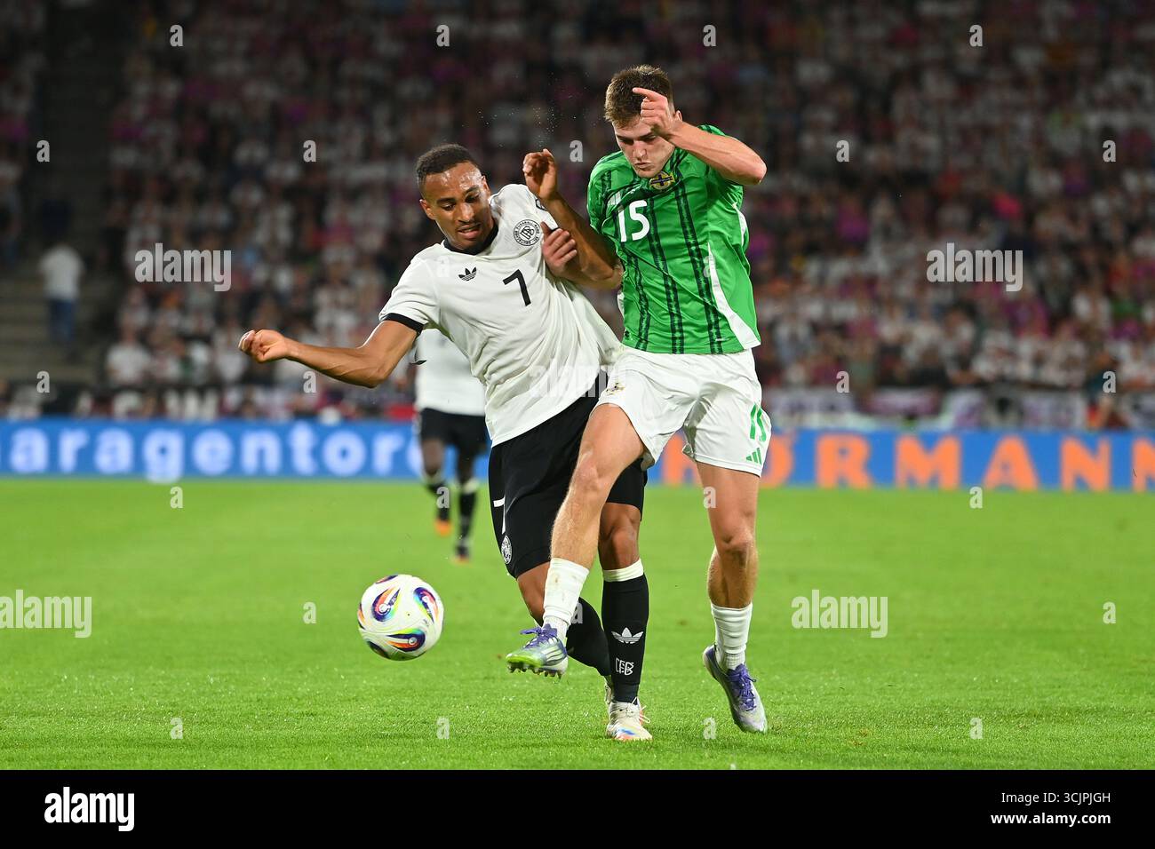 Jamie LEWELING (GER), action, duels against Justin DEVENNY (NIR ...