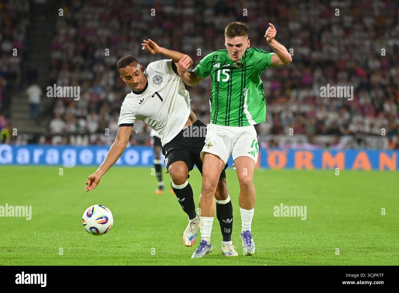 Jamie LEWELING (GER), action, duels against Justin DEVENNY (NIR ...