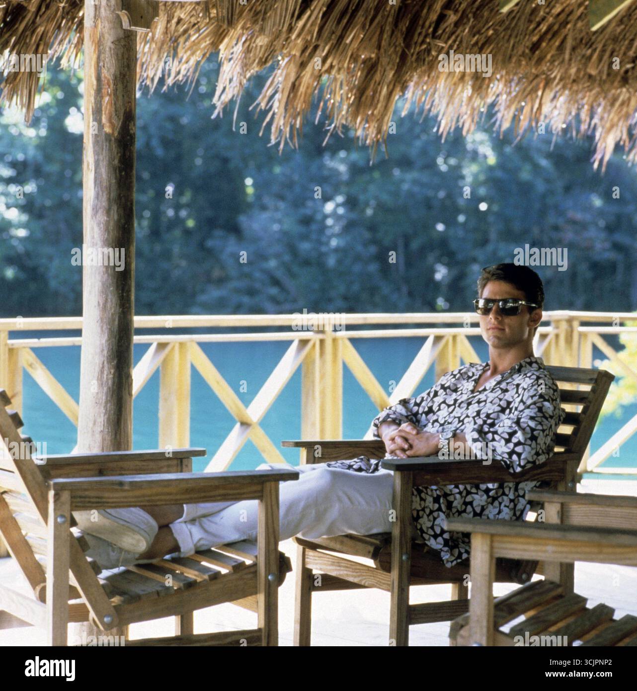 COCKTAIL (1988), directed by ROGER DONALDSON. Credit: TOUCHSTONE ...