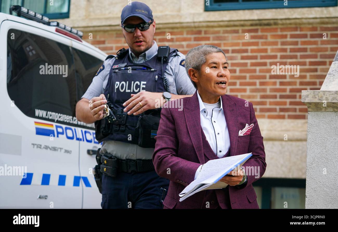 Romana Didulo, a conspiracy theorist and self-proclaimed "Queen of ...