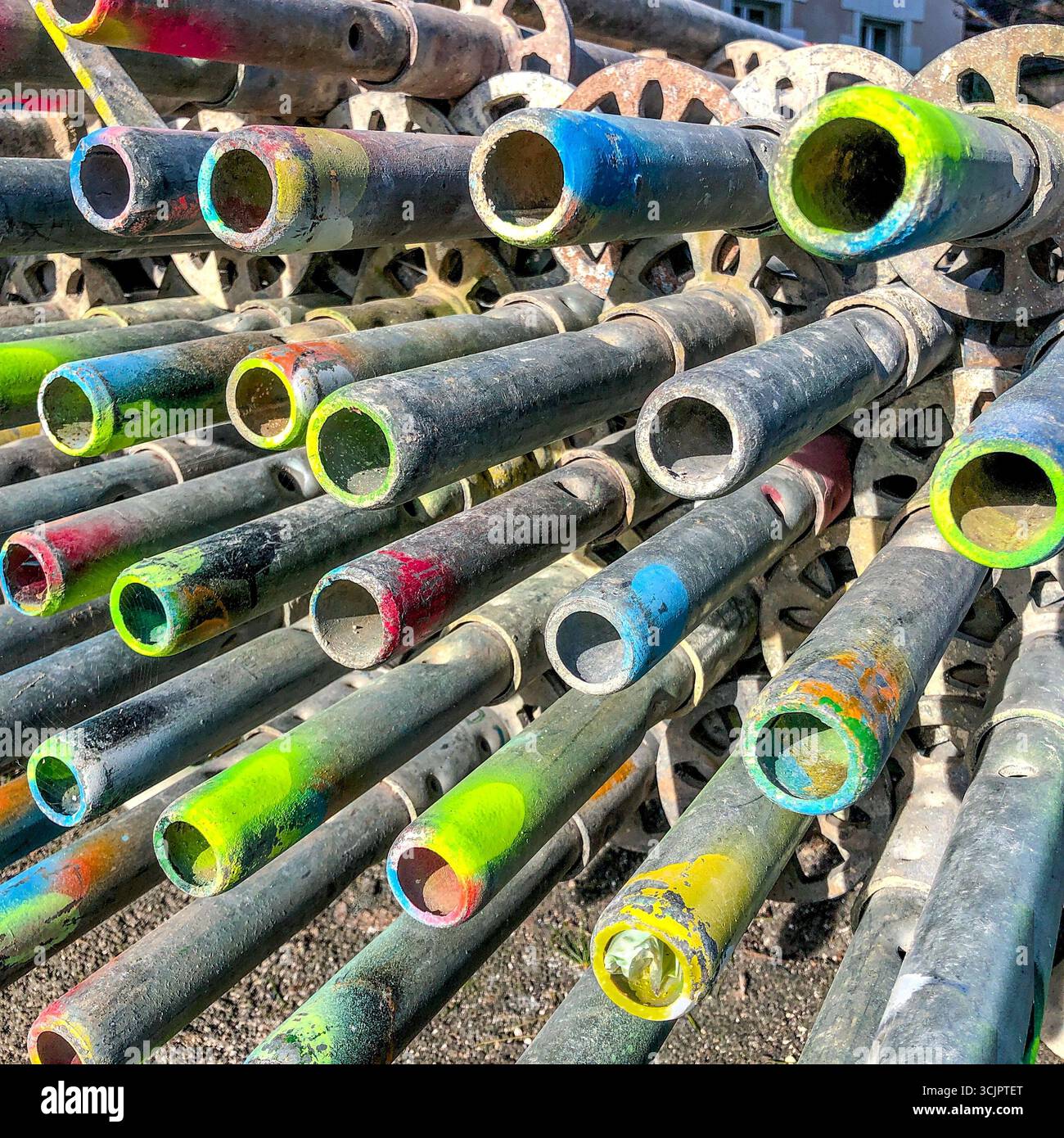 Scaffolding tubes and connectors - France Stock Photo - Alamy