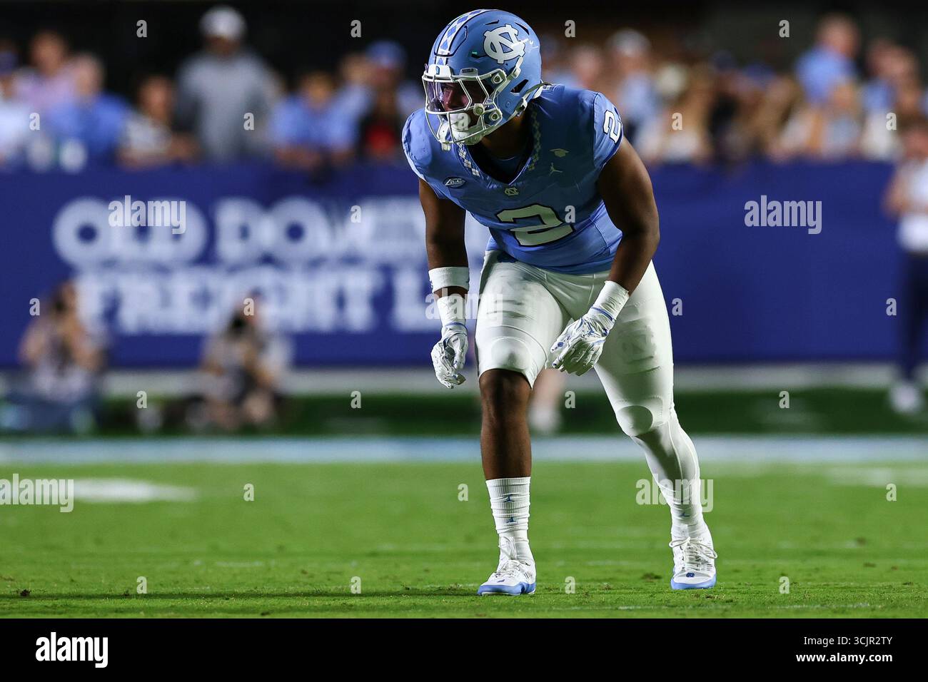 North Carolina linebacker Andrew Simpson (2) lines up near the line of ...