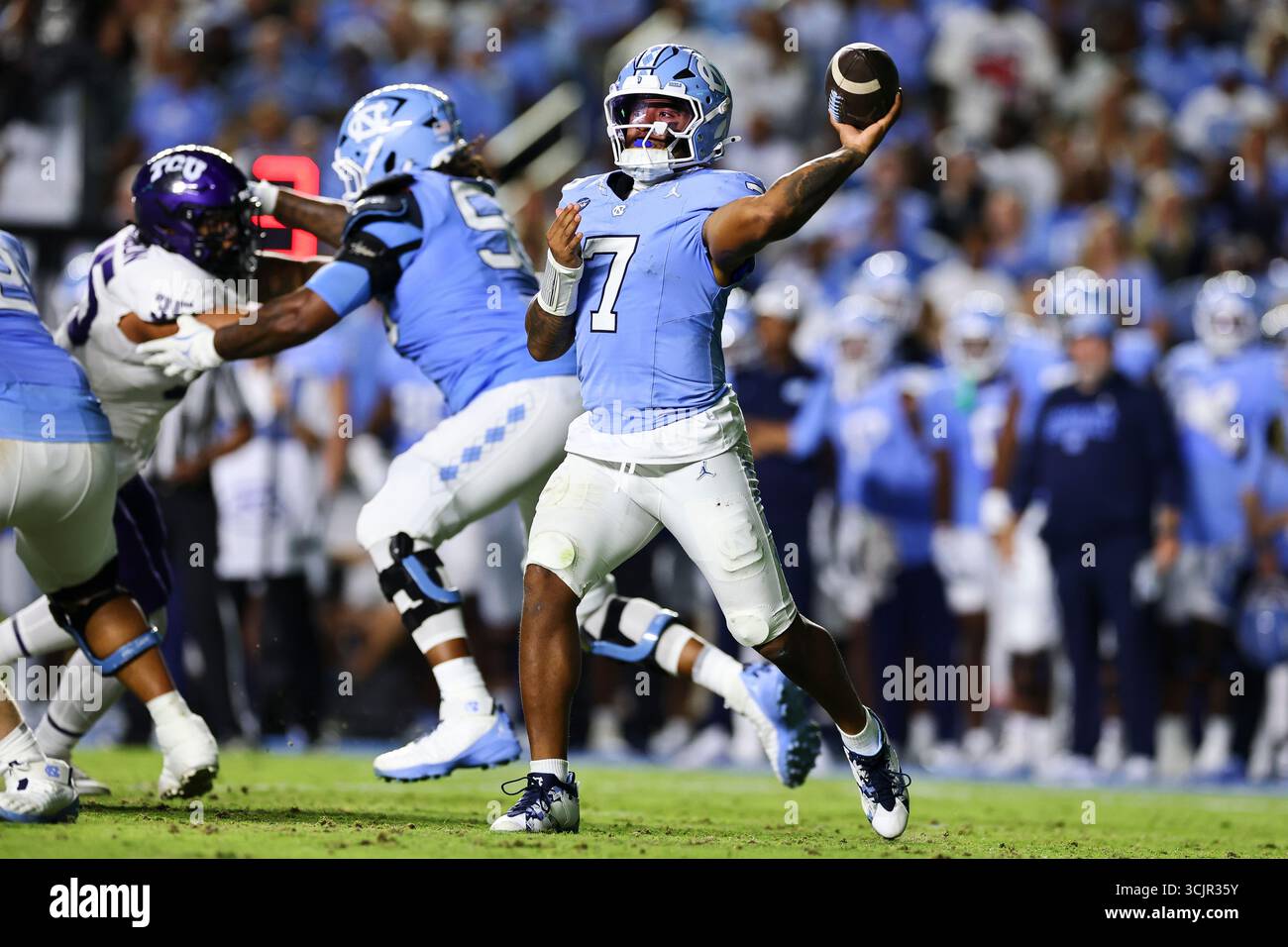 North Carolina quarterback Gio Lopez (7) throws a pass during an NCAA ...