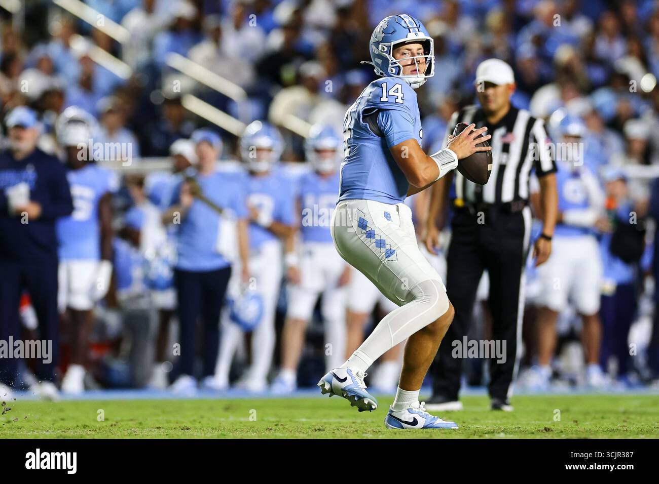 North Carolina quarterback Max Johnson (14) throws a pass during an ...